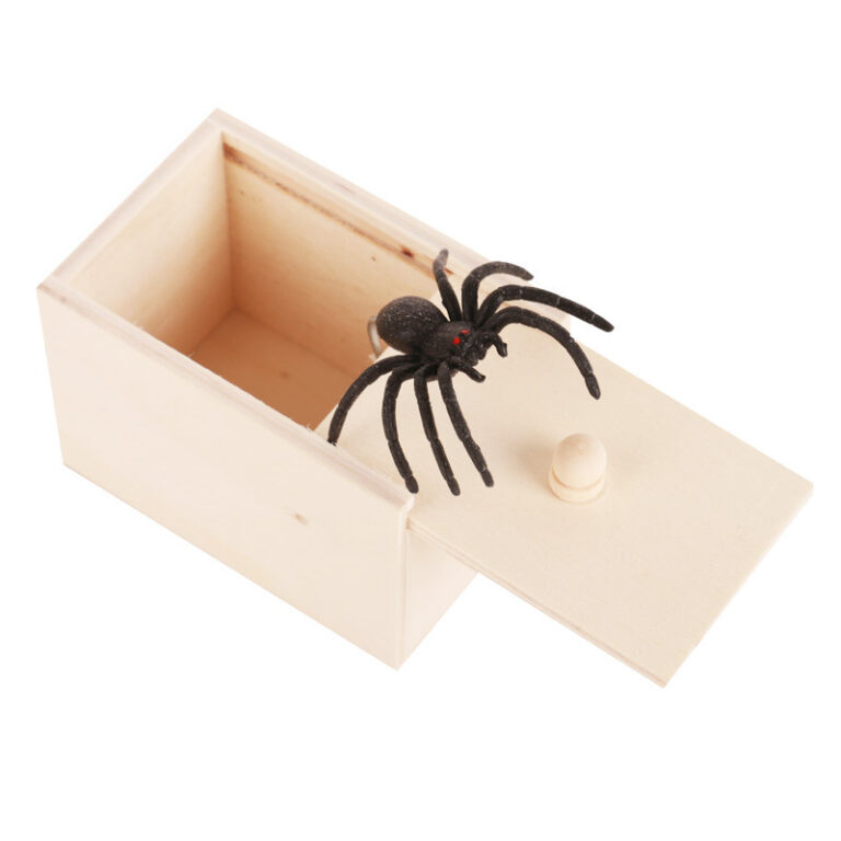Wooden Spider Prank Box - Funny Halloween Scare Toy - Dropshipping with ...